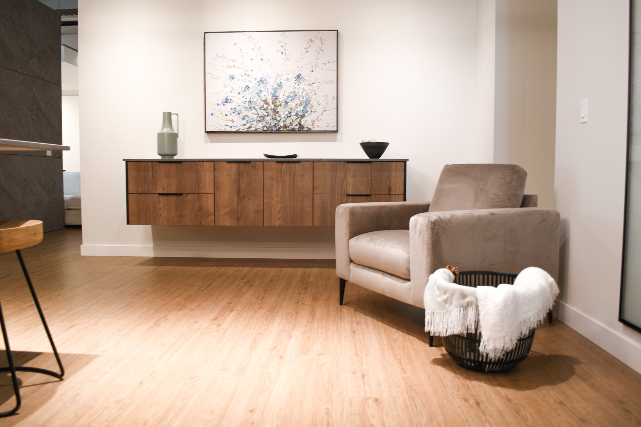 How To Design the Perfect Mother’s Day Living Room – PARKER + ROME